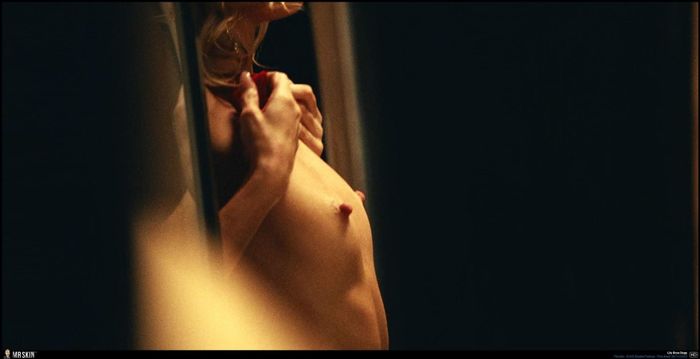 Heres Why Lily Rose Depp Is Our Nudity Idol
