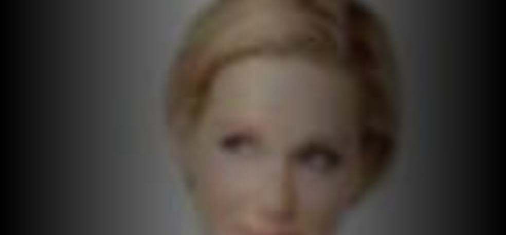 Sexiest The Big C 2010 2012 Nude Scenes Top Pics And Videos Mr Skin